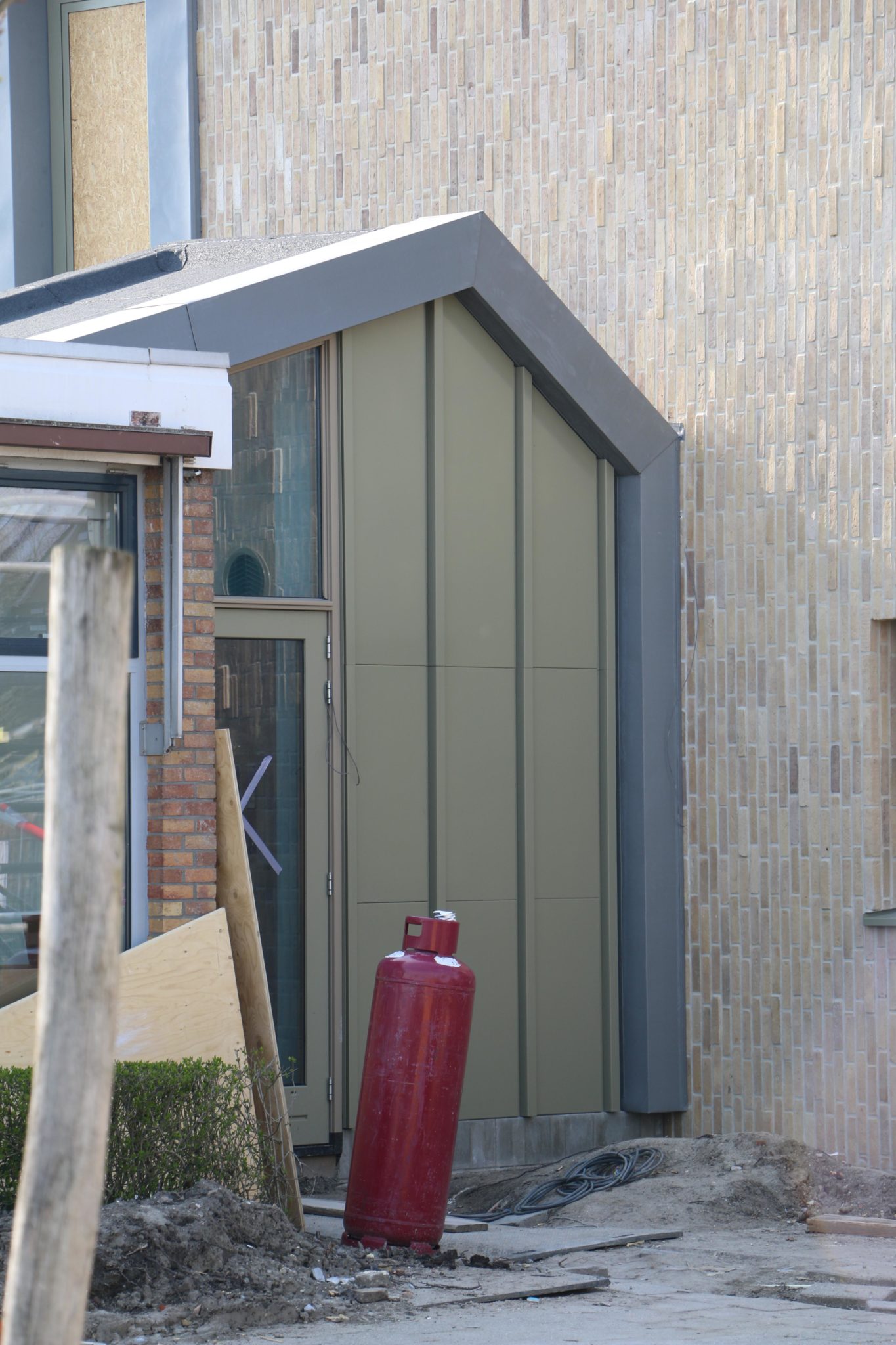 Middelburg gevelbeplating entree - Raintec